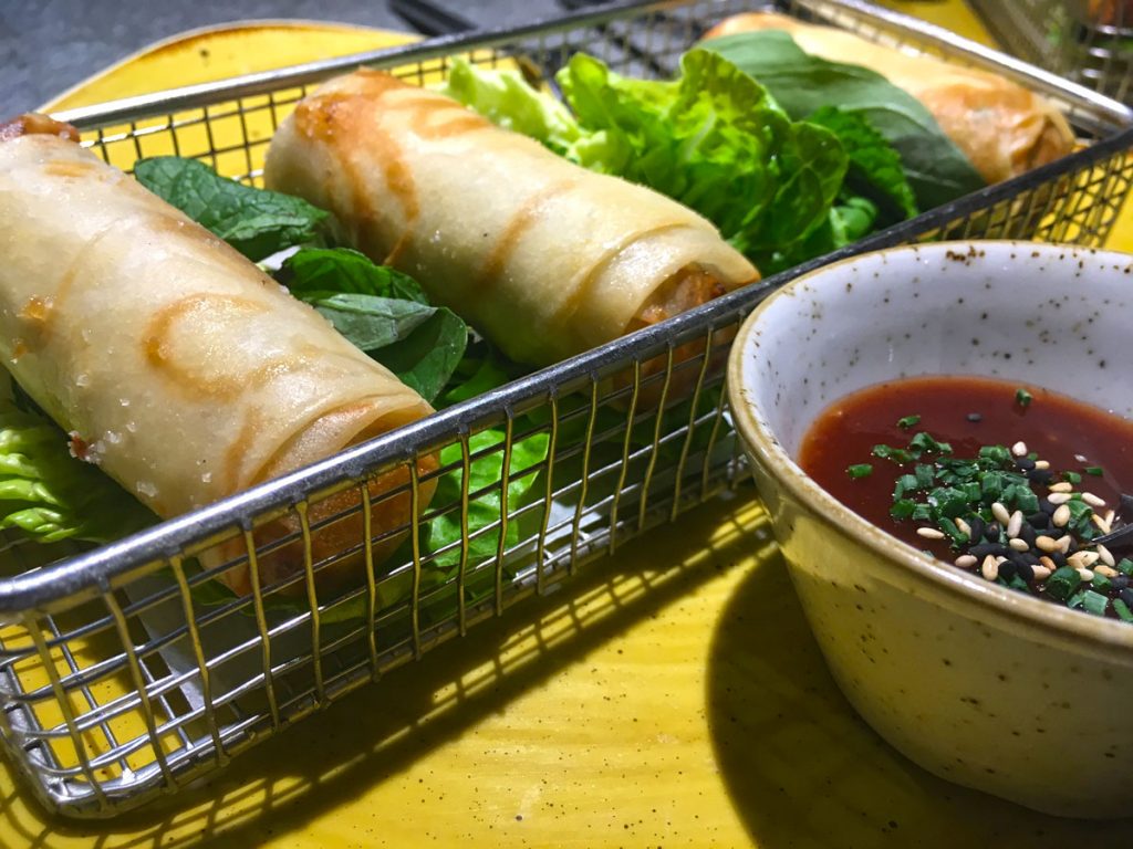Spring Rolls de Pato Braseado en El Flaco - Madrid a la Carta